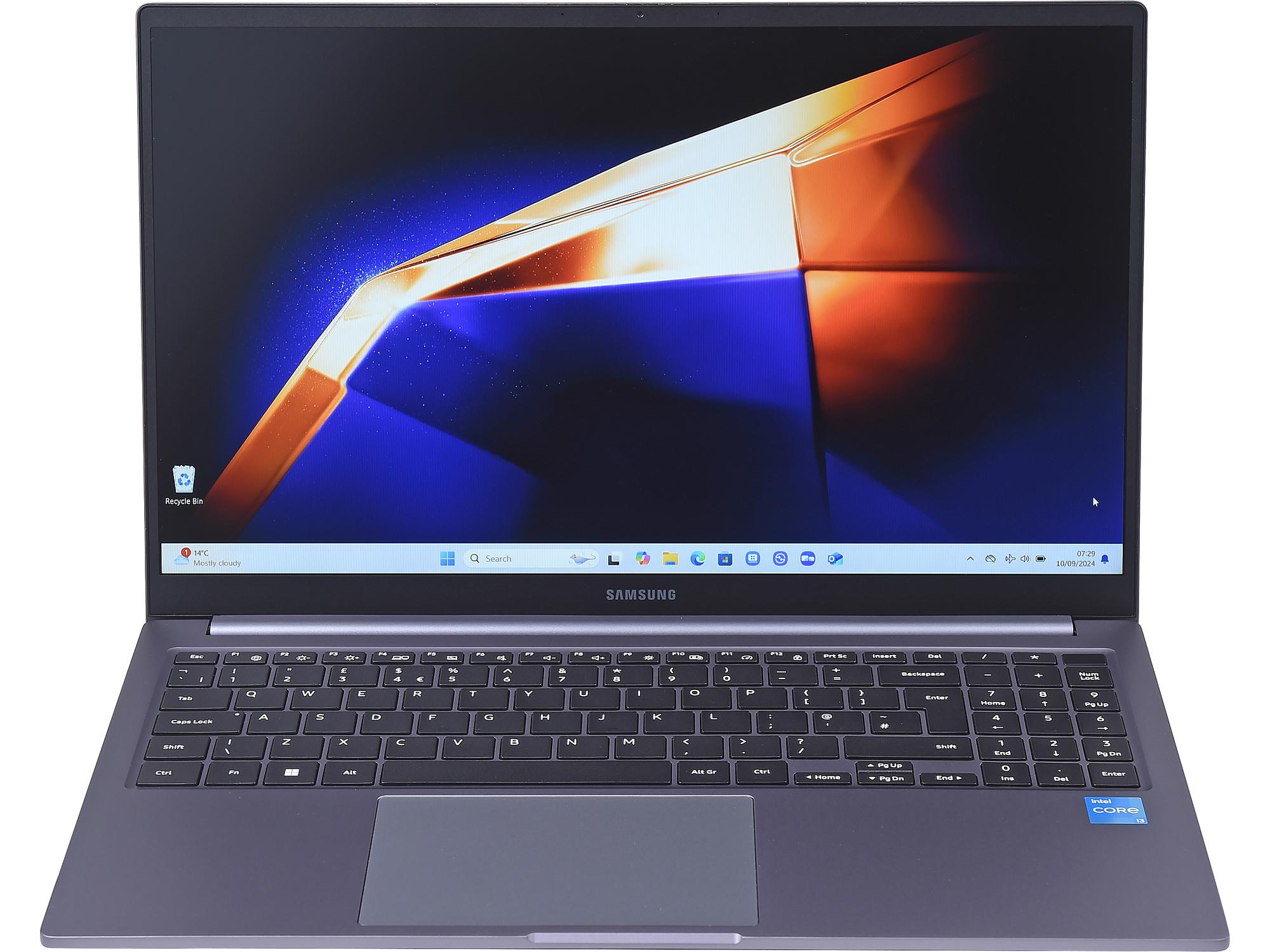 Samsung 15-inch Galaxy Book4 FE review | 15.5-inches 1.529kg Intel Core ...