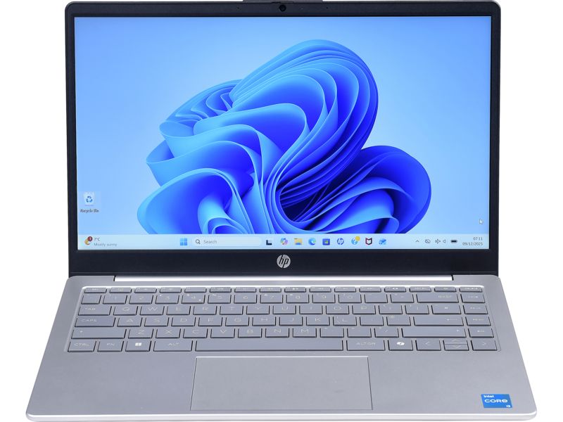 HP 14-ep0023na review | 14-inches 1.359kg Intel Core i3-N305, 8GB Ram ...