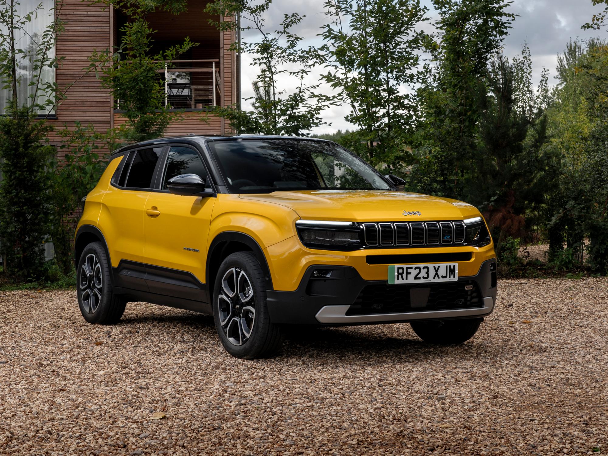Jeep Avenger Electric (2023-) review | Available new Compact/Small SUV ...